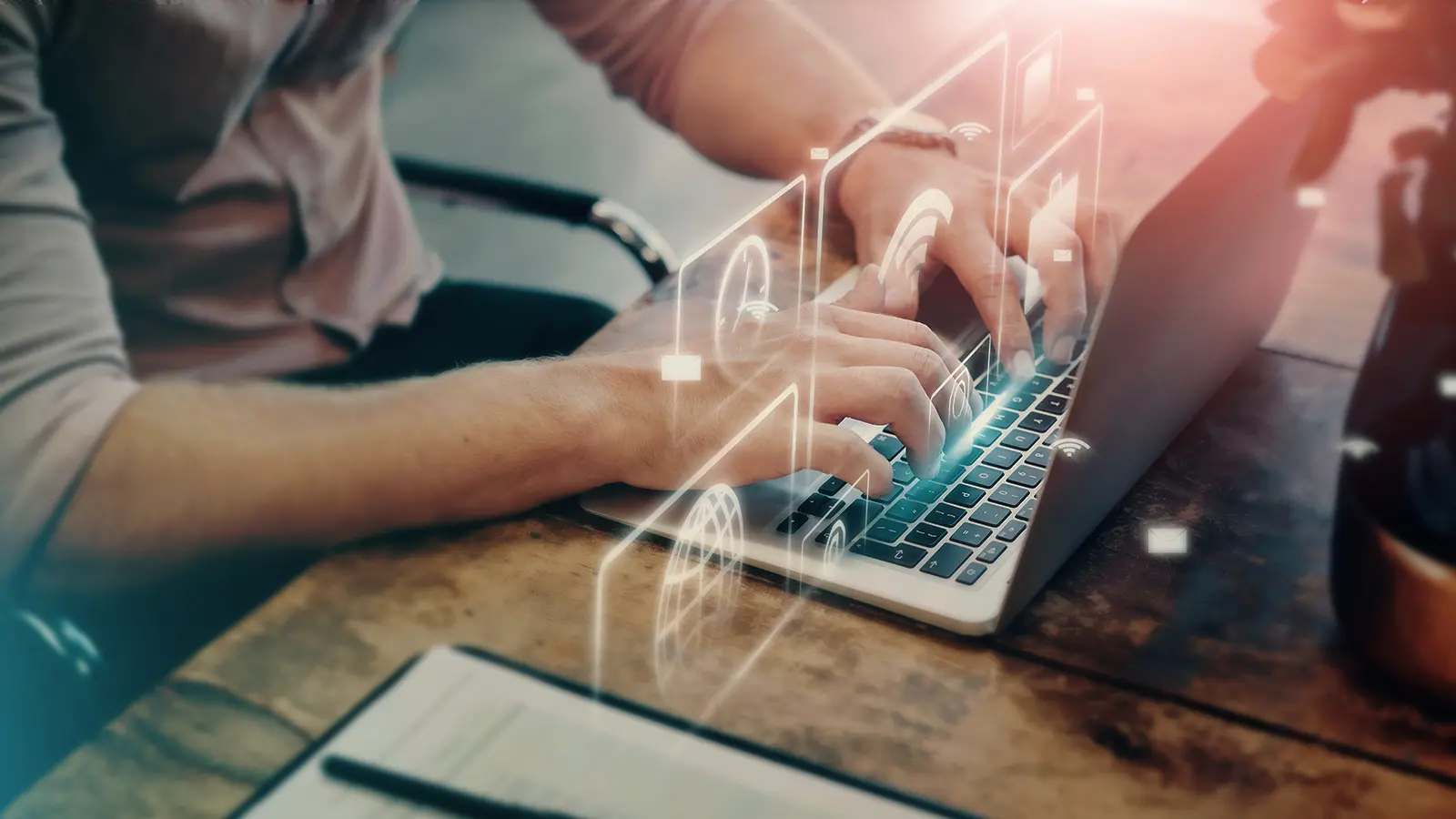 SWG（Secure Web Gateway）とは？ 仕組み、代表的な機能、メリット・デメリットを詳しく解説 | INSIGHT HUB